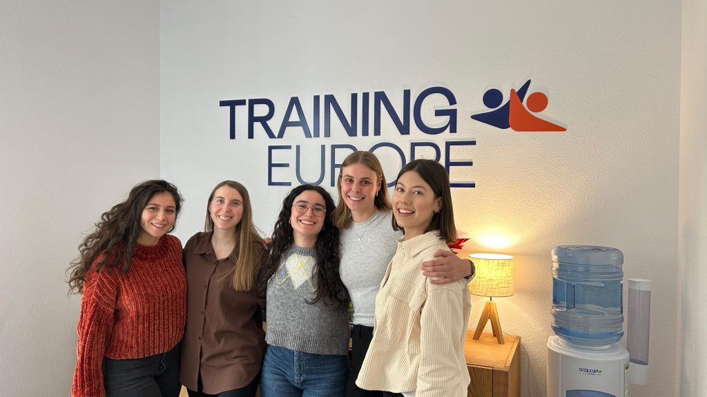 🌐 Testimonial: Exciting Internship Experience at Training Europe! 🌐 ...